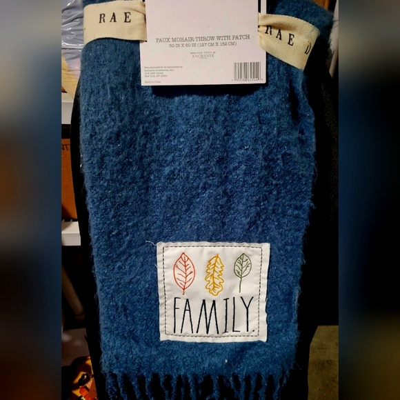 Rae Dunn | Accents | Limited Edition Rae Dunn Fall Harvest Blanket ...
